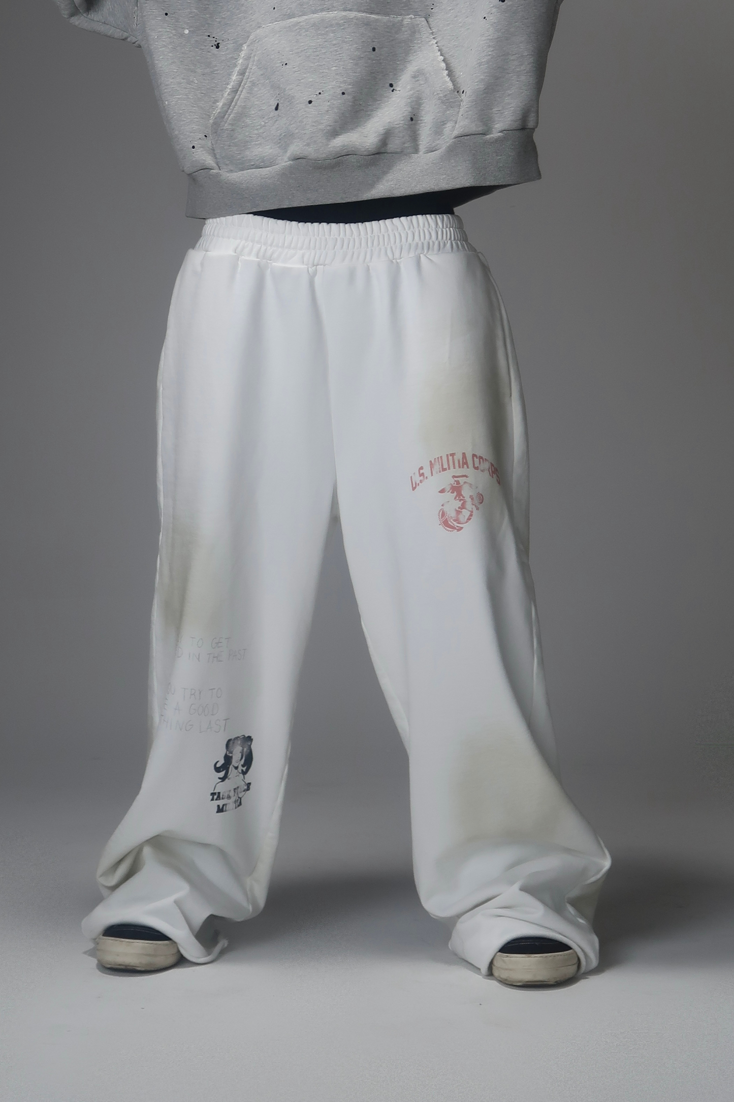 CORPS SWEATS – Awaited Militia